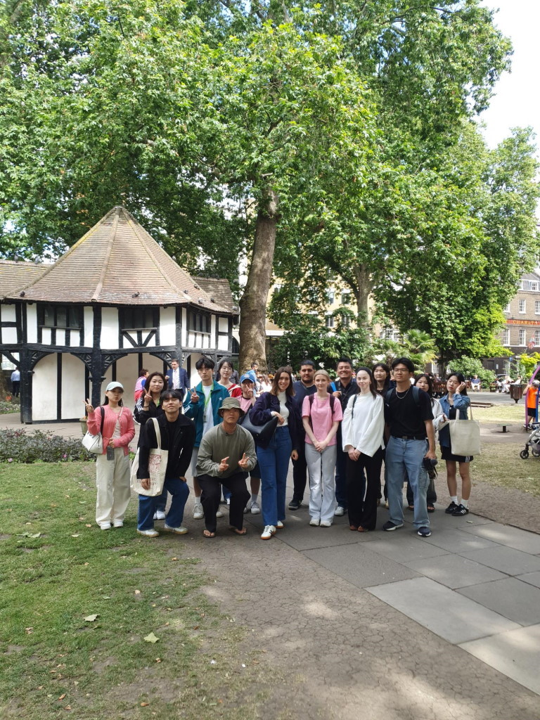 Student photos | Regent's University London