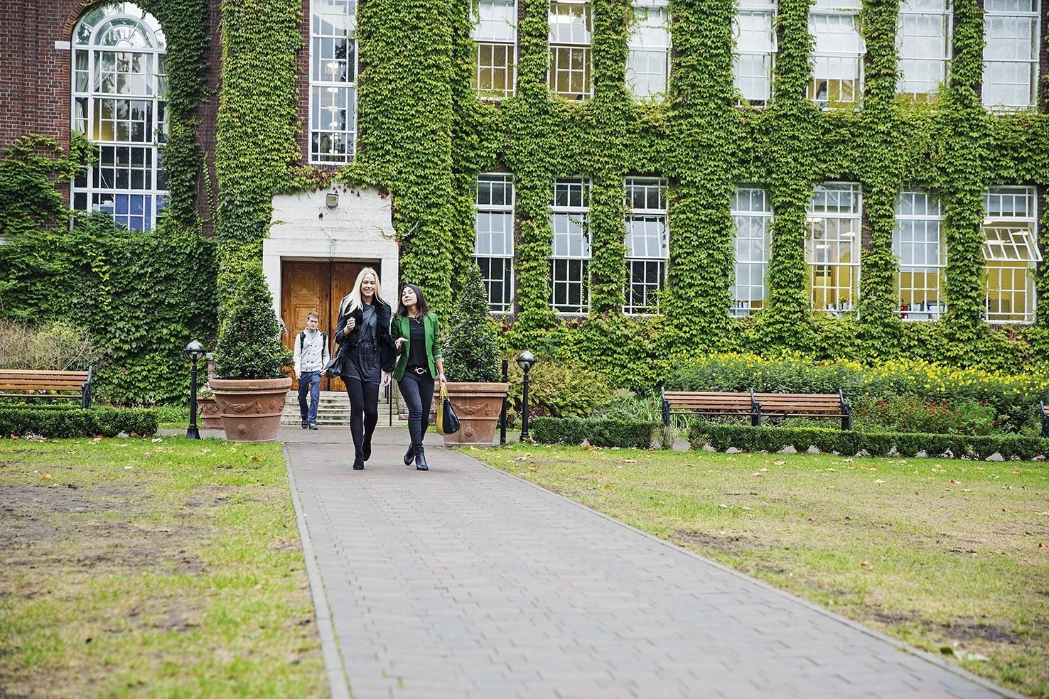 Best outdoor space: Regent’s campus wins best in show | Regent's ...