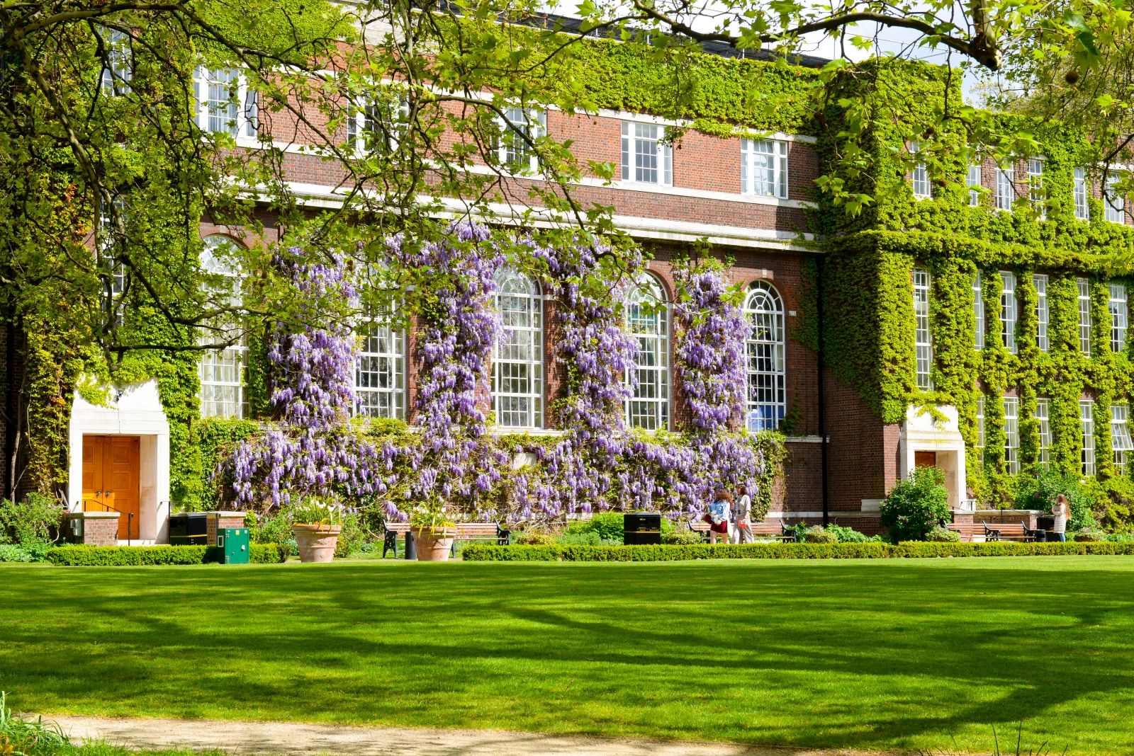 Living on campus | Regent's University London