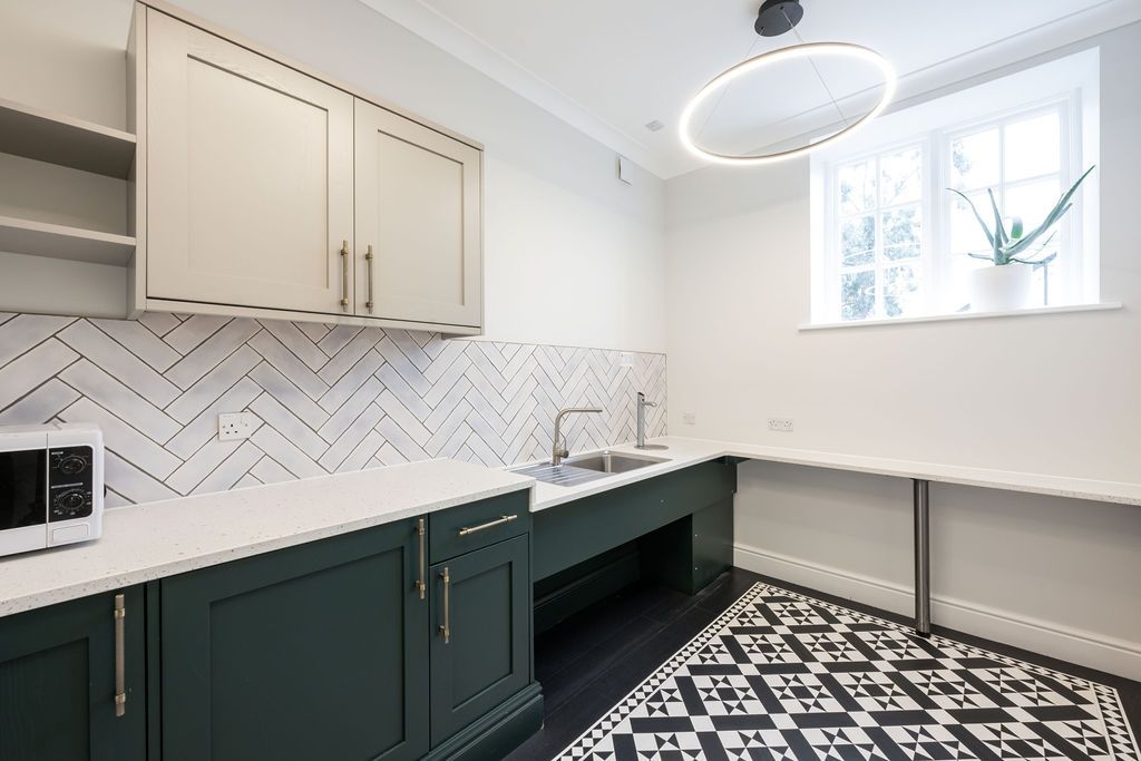 Reid Hall – on-campus accommodation | Regent's University London