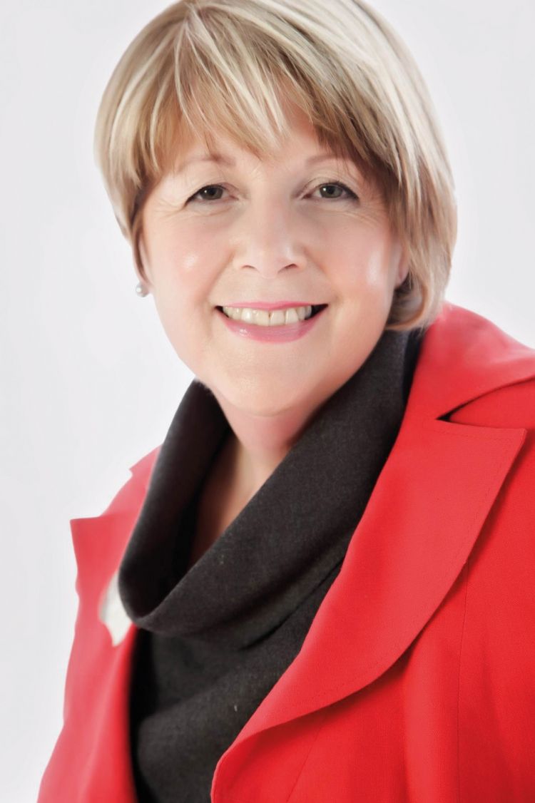 Graduation 2019: Honorary Senior Fellows | Regent's University London