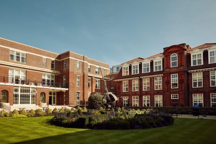Living on campus | Regent's University London
