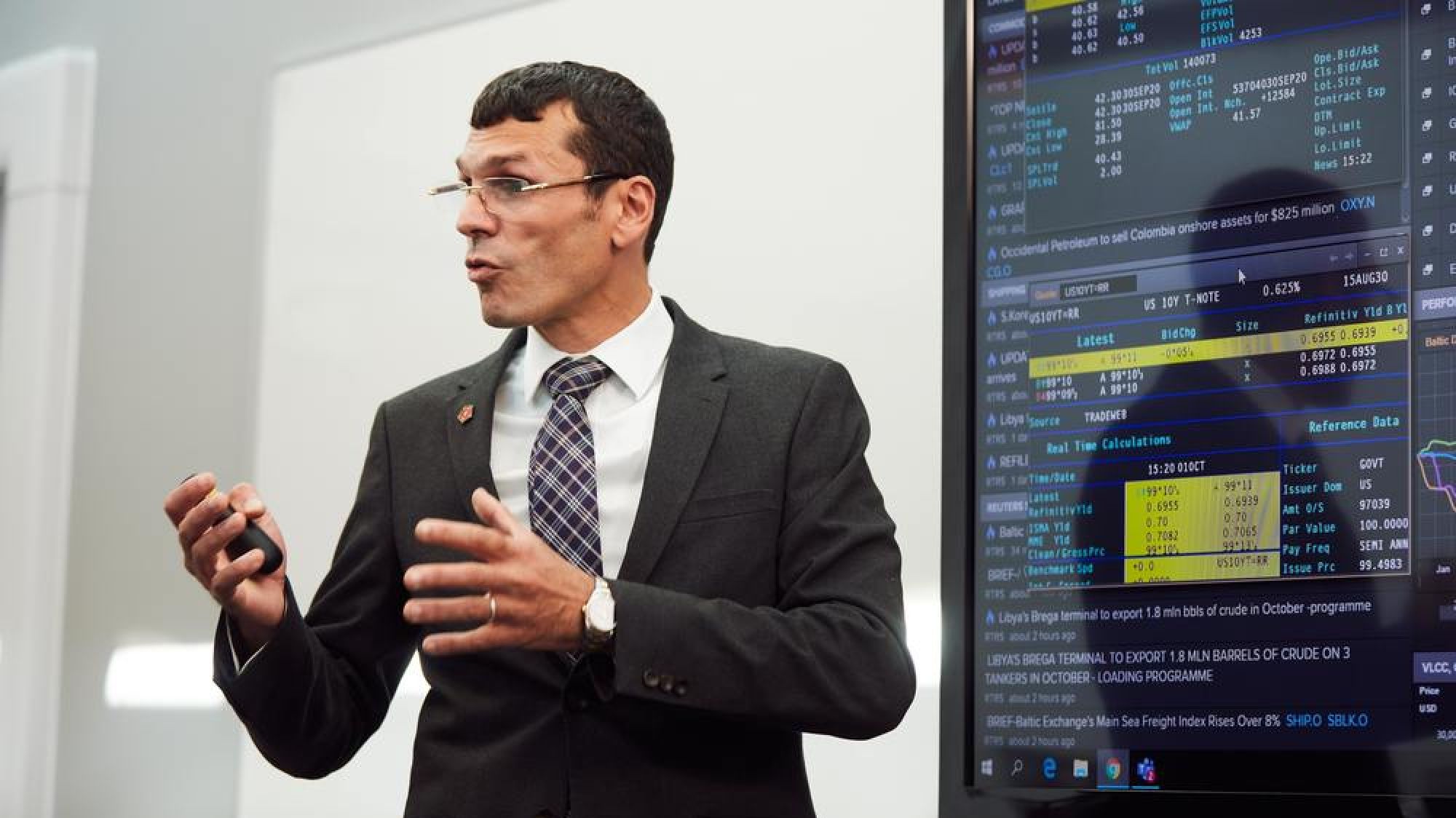 BA (Hons) Business and Finance | Regent's University London