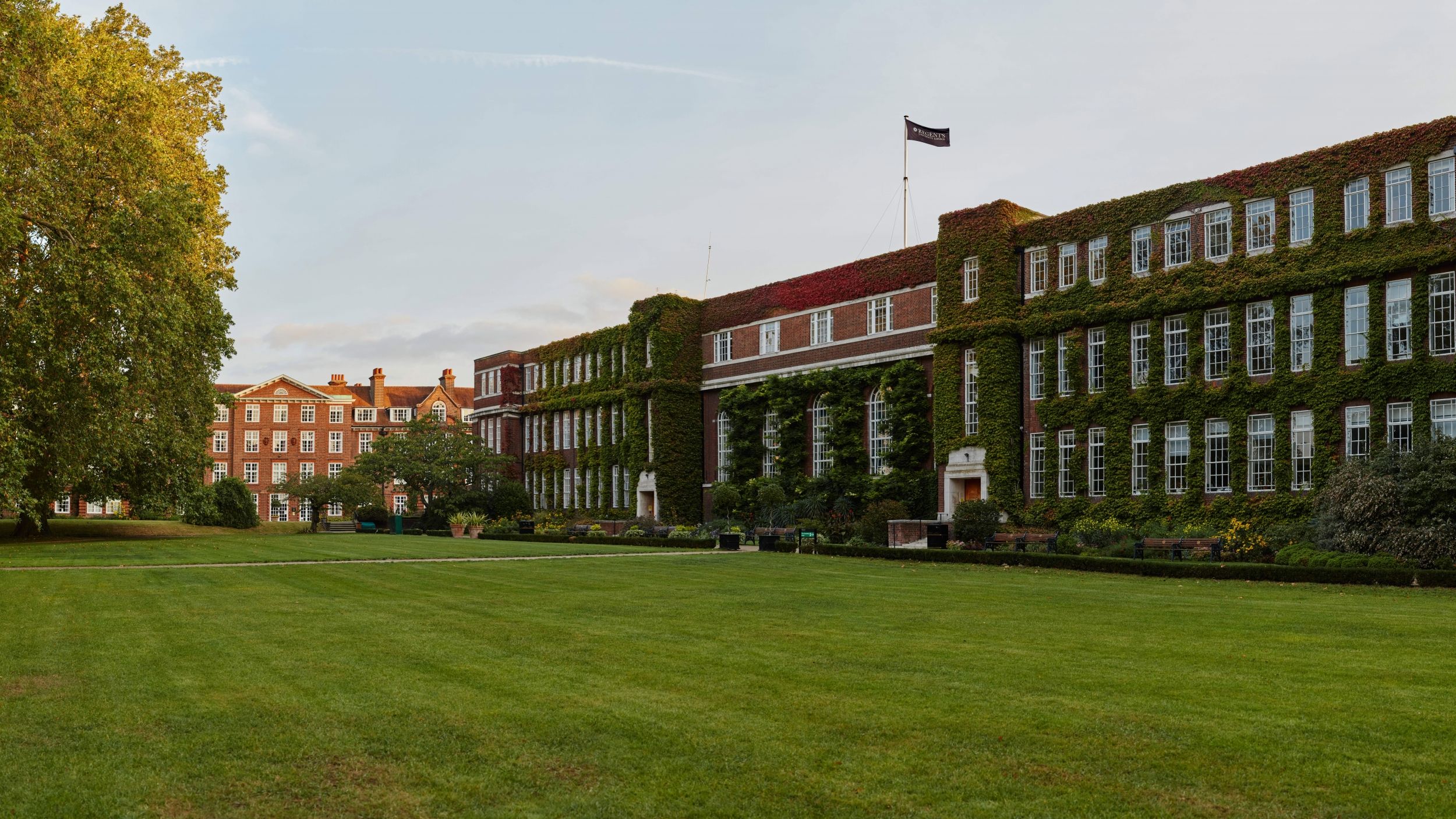 Living on campus | Regent's University London